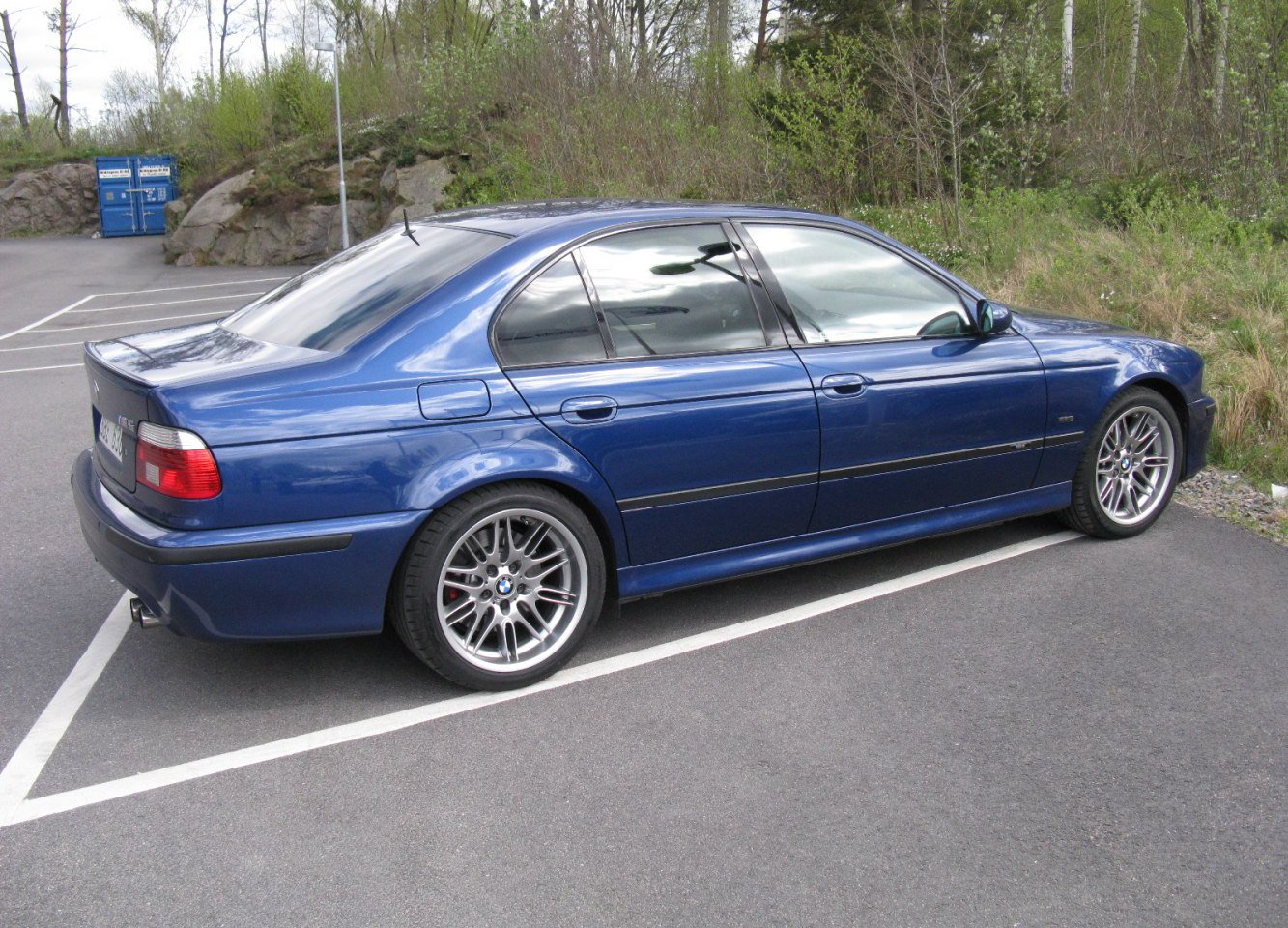 BMW M5 (E39 LCI, facelift 2000) 4.9 V8 (400 Hp)